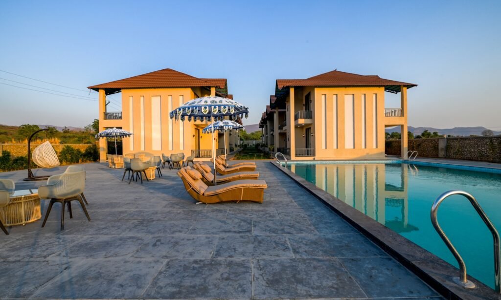 The Bhagwati Resort: Best Resort and Hotel in Mount Abu